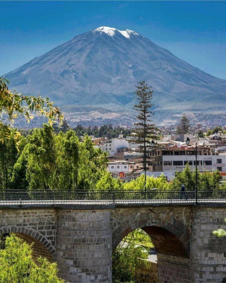 Increíble guía del Volcan Misti el asombroso guardián de Arequipa - 2025
